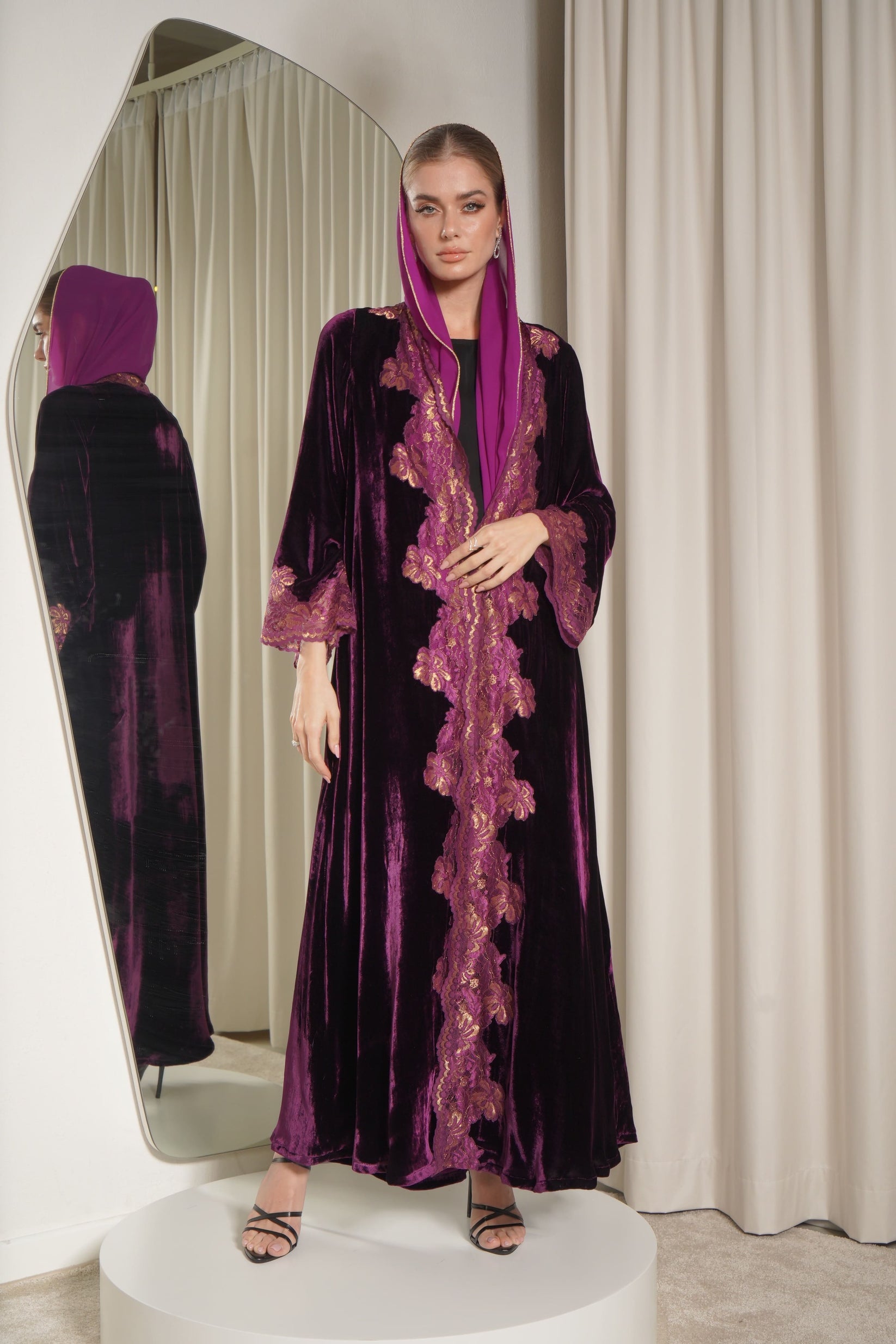 Queen – Bellucci Couture Garments LLC